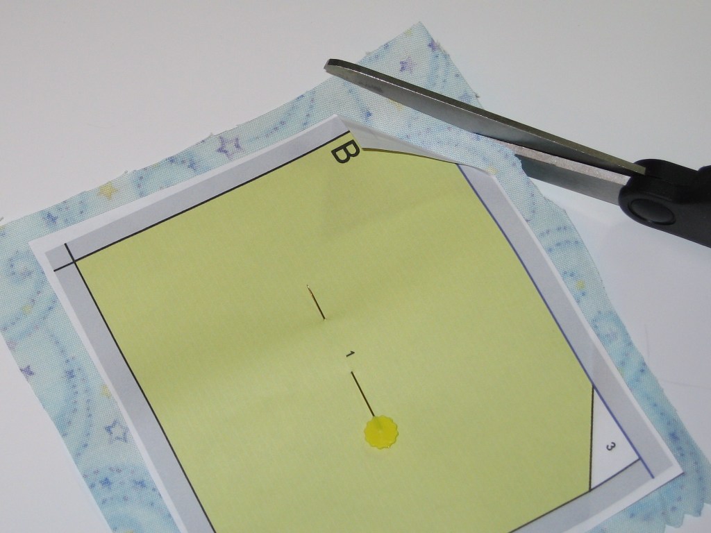 Paper Piecing: Step By Step | Sewhooked