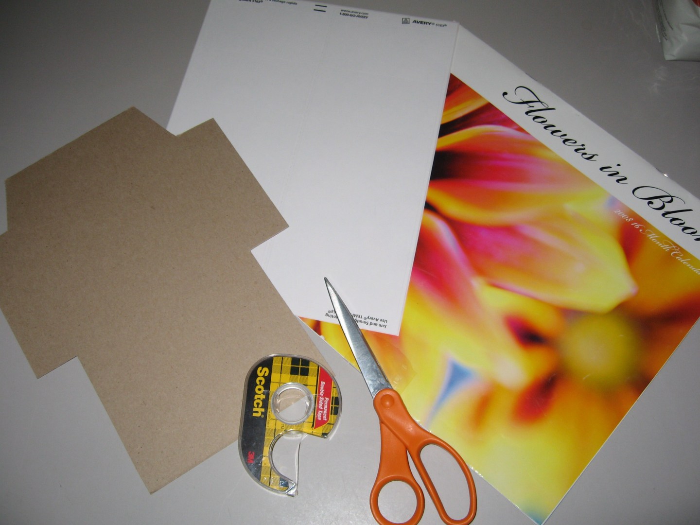 Craft: Recycle Last Year’s Calendar | Sewhooked